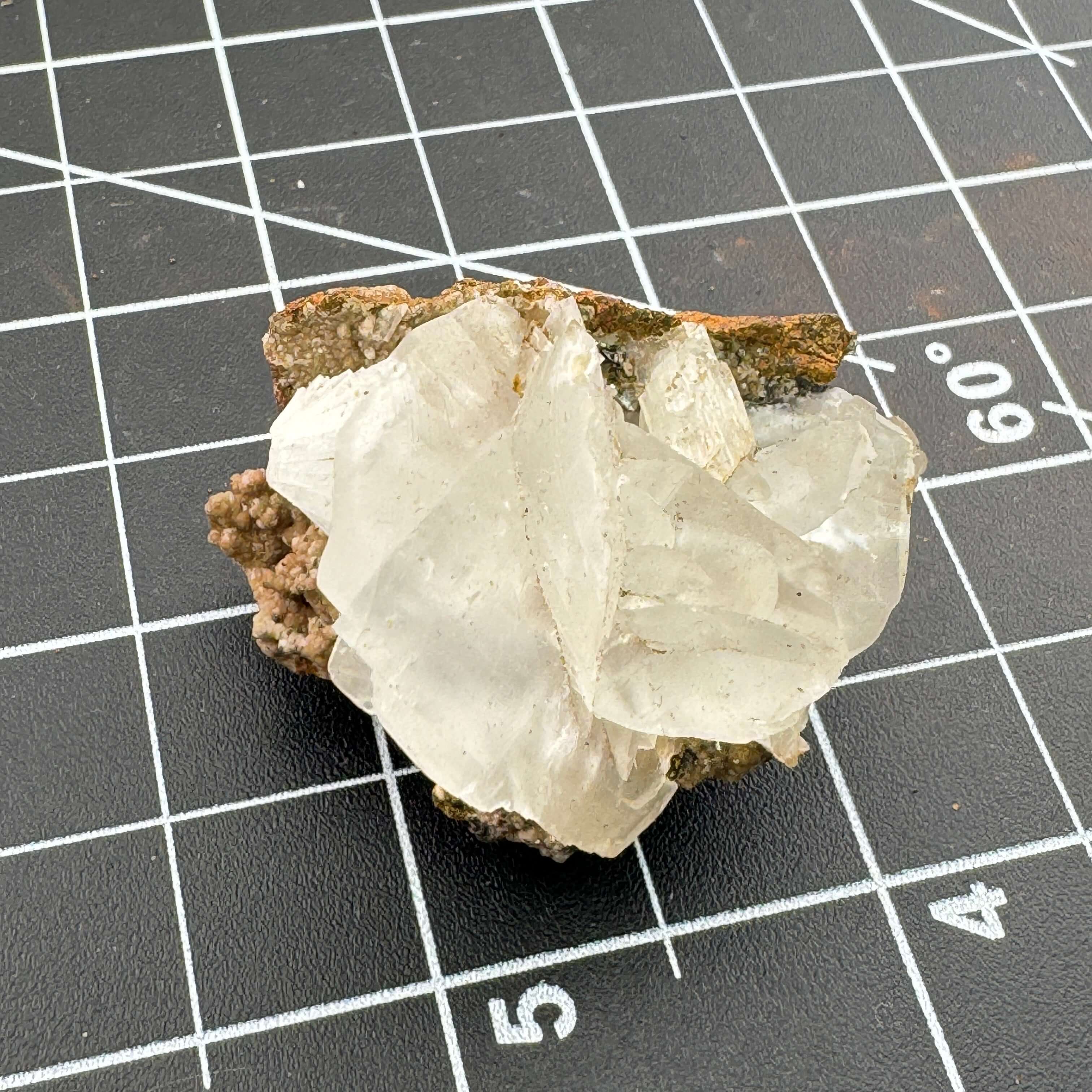 Desert Oasis Minerals, "Mouse Ear" Calcite - Mexico
